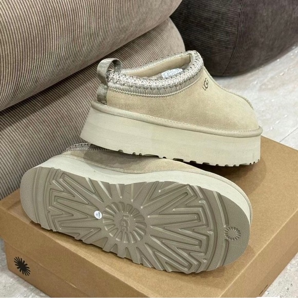 UGG | Shoes | Ugg Tazz Mustard Seed Winter Boots | Poshmark